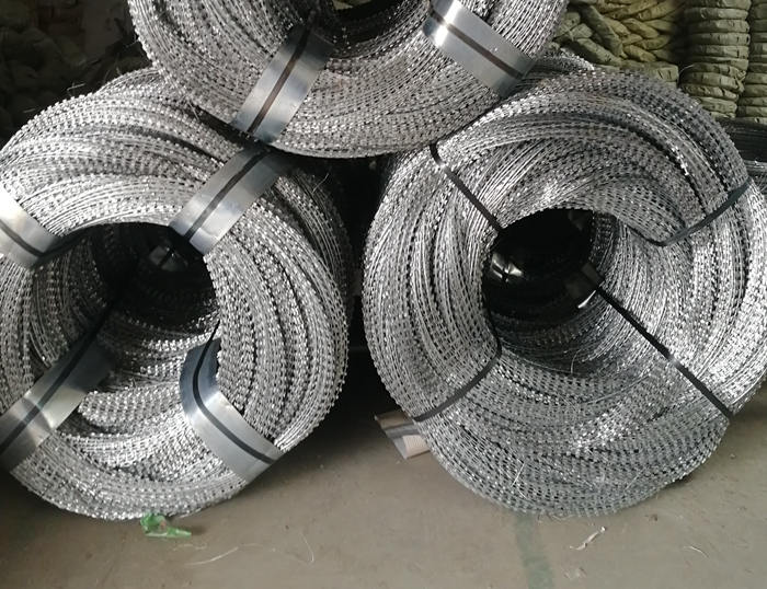 Concertina Wire,Razor Blade Wire, barbed wire,Galvanized razor wire ...